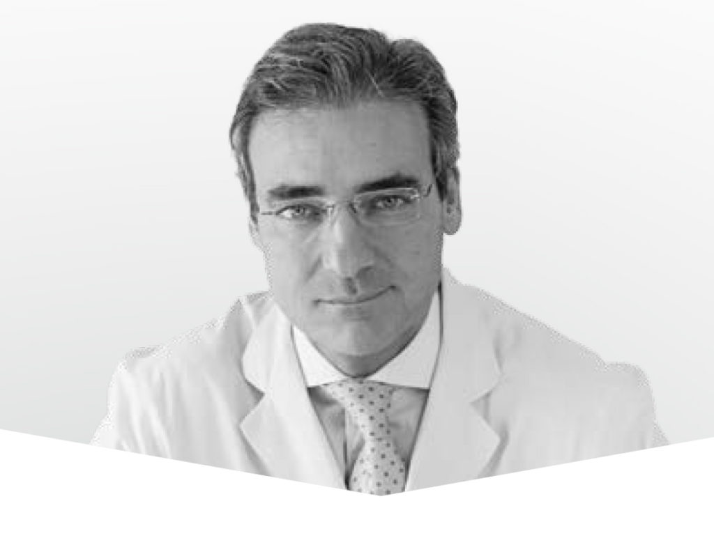Injections containing cross-linked Hyaluronic Acid to hydrate and ...
